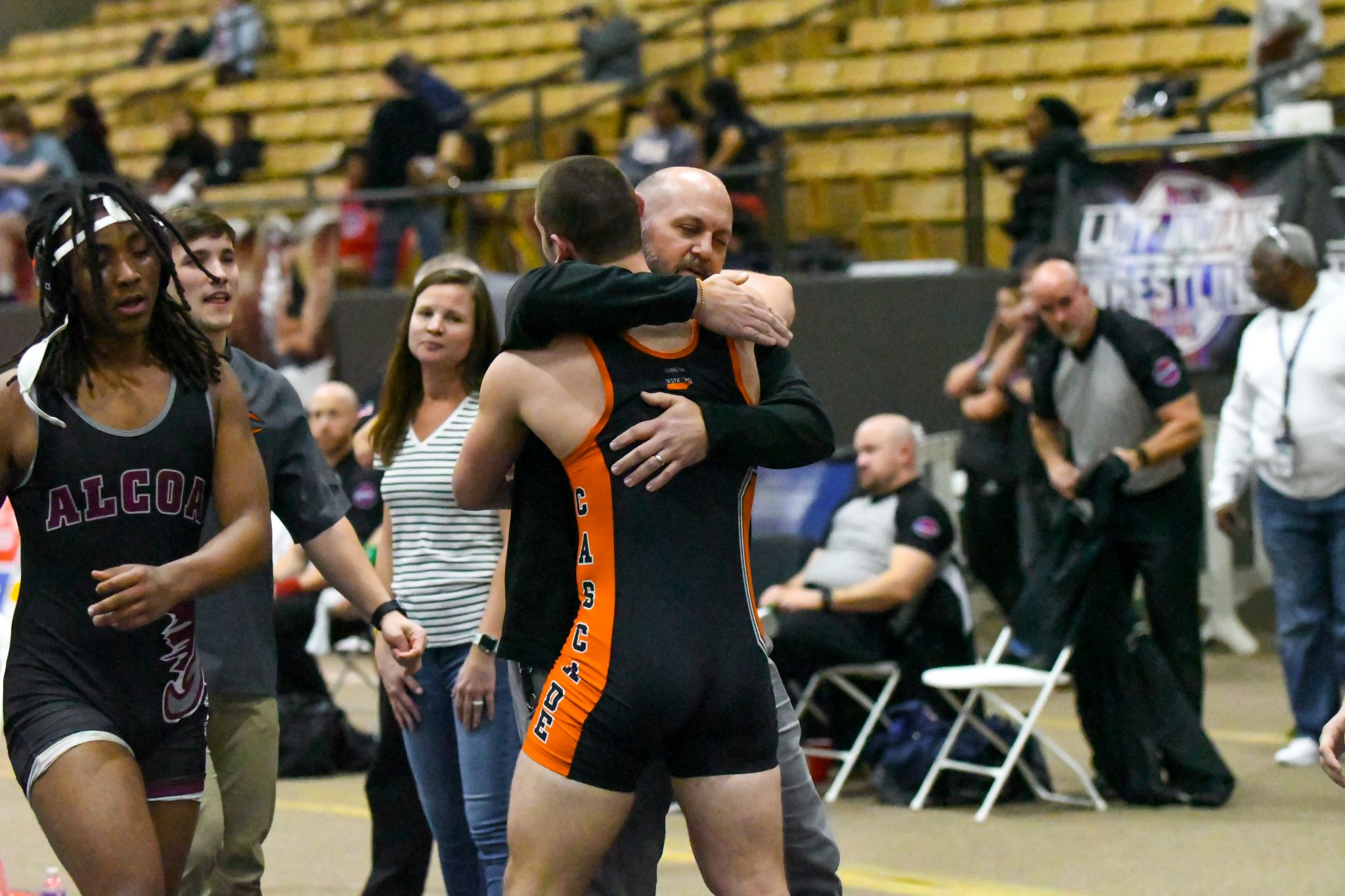 McBee dominates run to state gold, Cascade’s Chapa, Moore reach podium ...